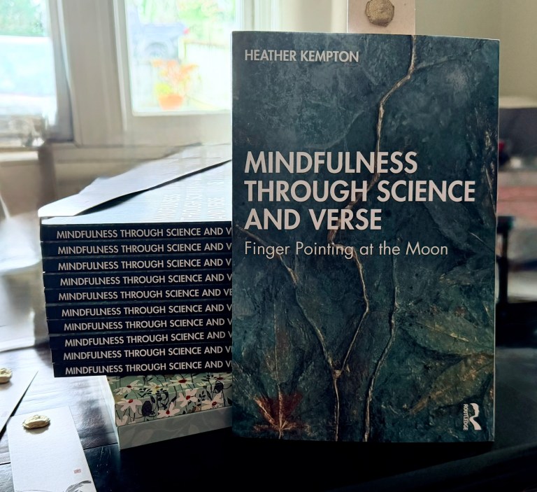 New book released: Mindfulness Through Science and Verse – Heather Kempton